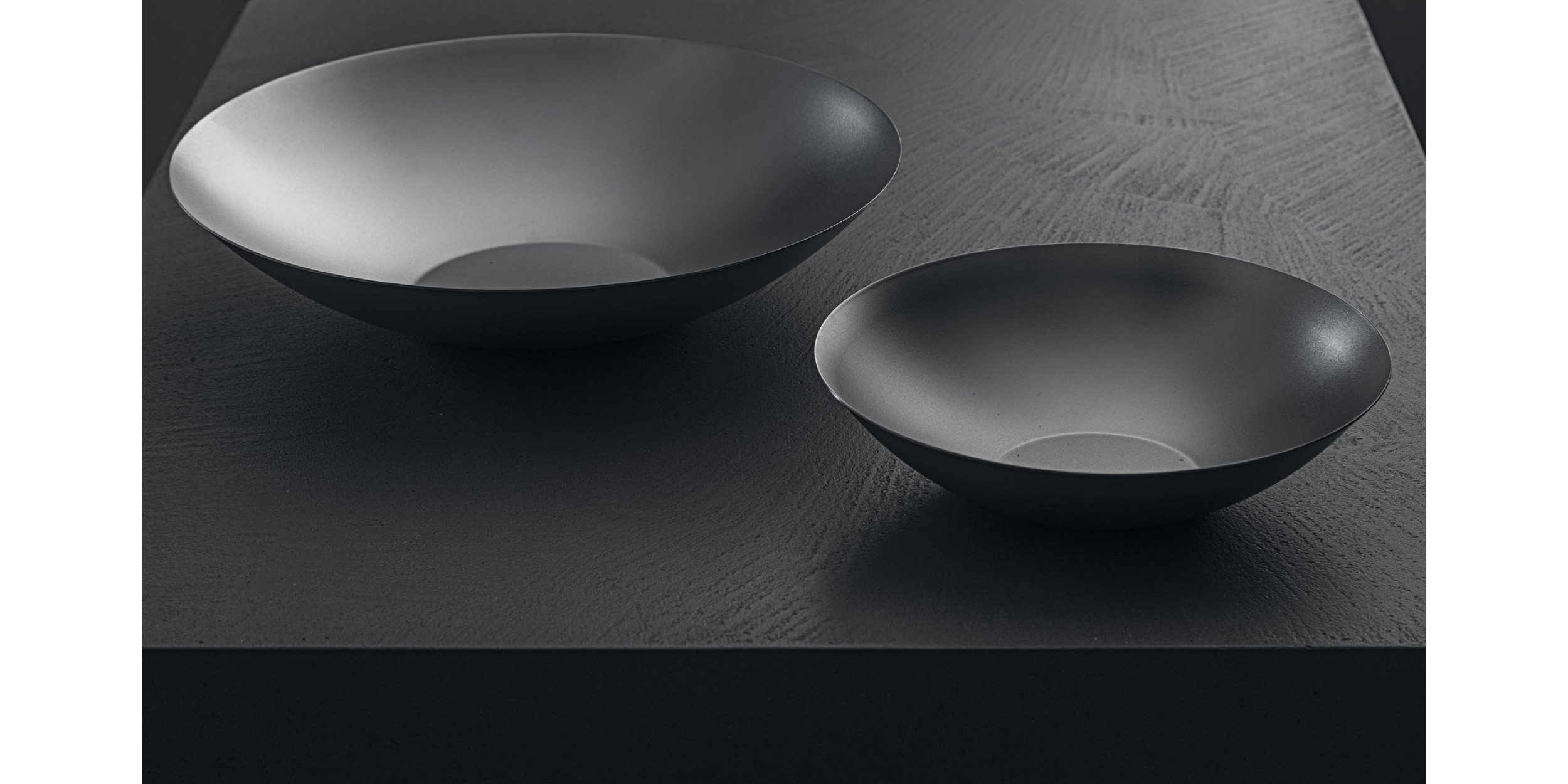 Round Bowl Frozen 32cm - Frozen Collection - Serveware